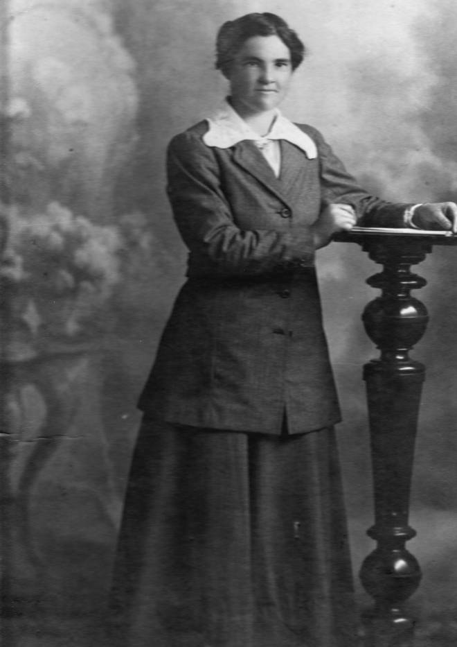 Meanwhile on the home front – Andrew's Archives